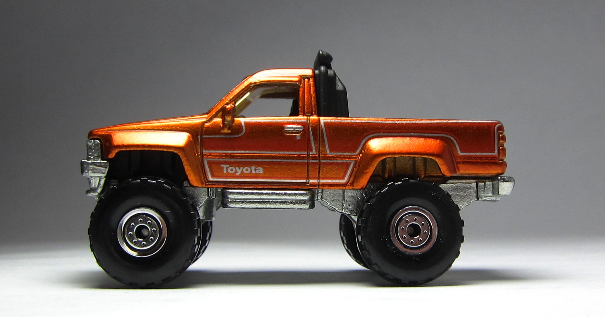MINICARS: Hot Wheels Cool Classics 1987 Toyota Pickup | Japanese ...