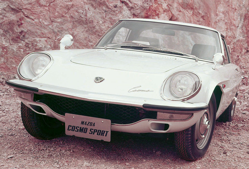 FAUX-STALGIC: The MX-5-based Mazda Cosmo 21 | Japanese Nostalgic Car