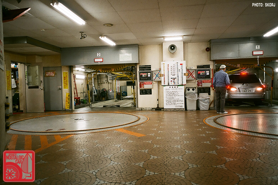 NIHON LIFE: How to park your car in Japan, Part 02 | Japanese Nostalgic Car