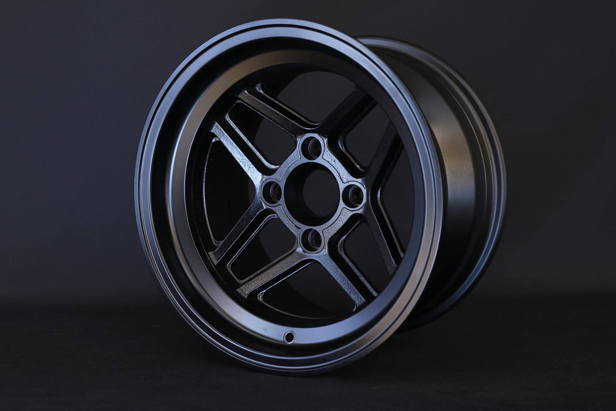 PRODUCT GUIDE: RS Watanabe Toyota Works replicas | Japanese Nostalgic Car