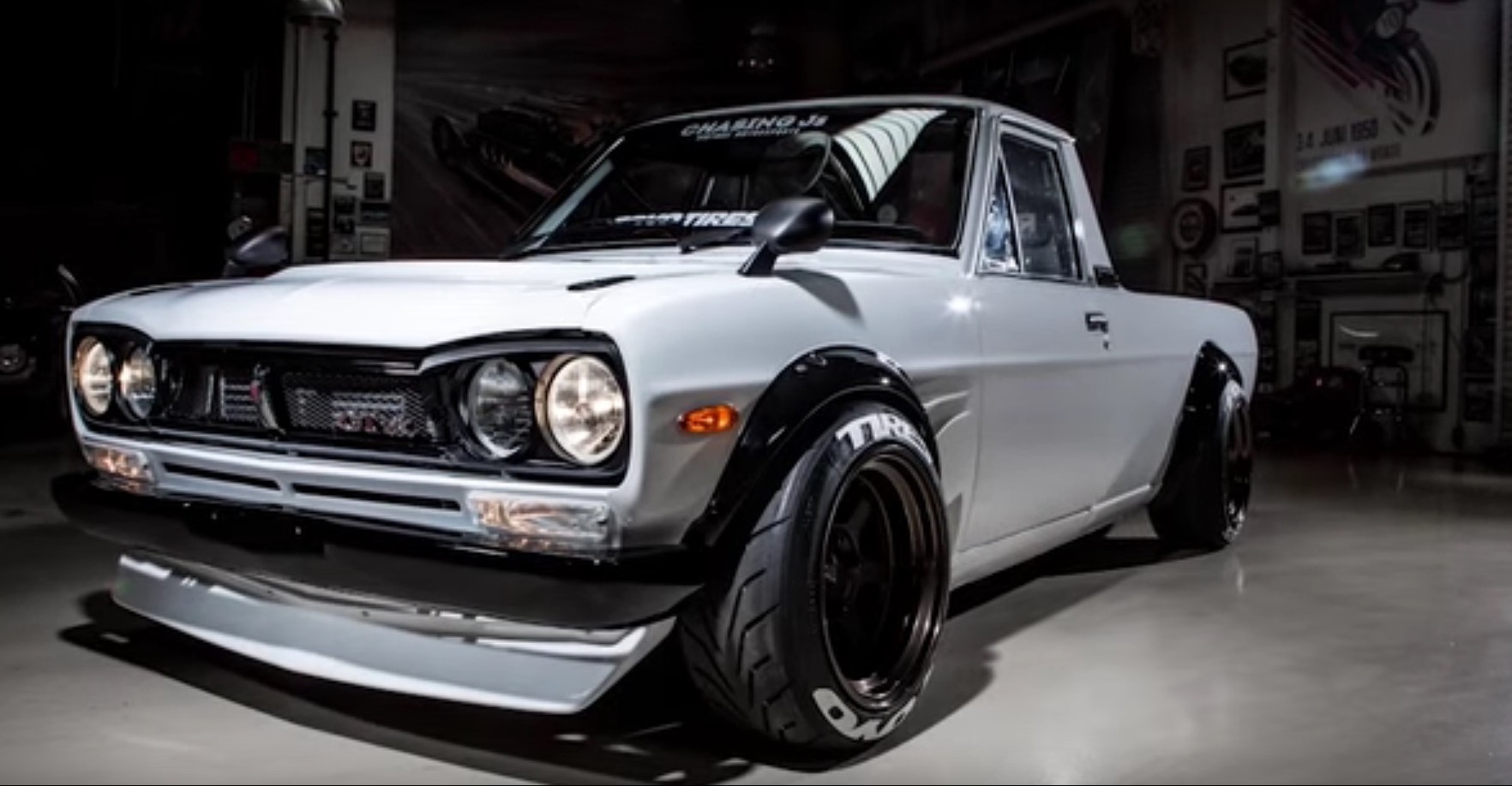 VIDEO: Jay Leno drives a Hakotora | Japanese Nostalgic Car