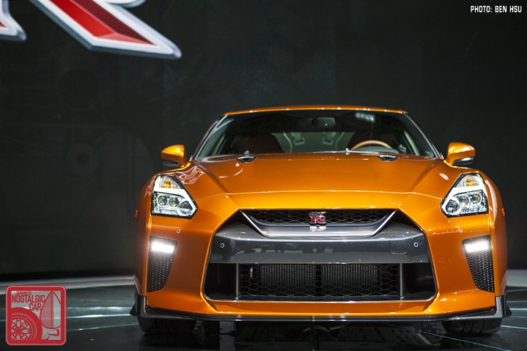 NY Auto Show: 2017 Nissan GT-R brings all generations together at last ...