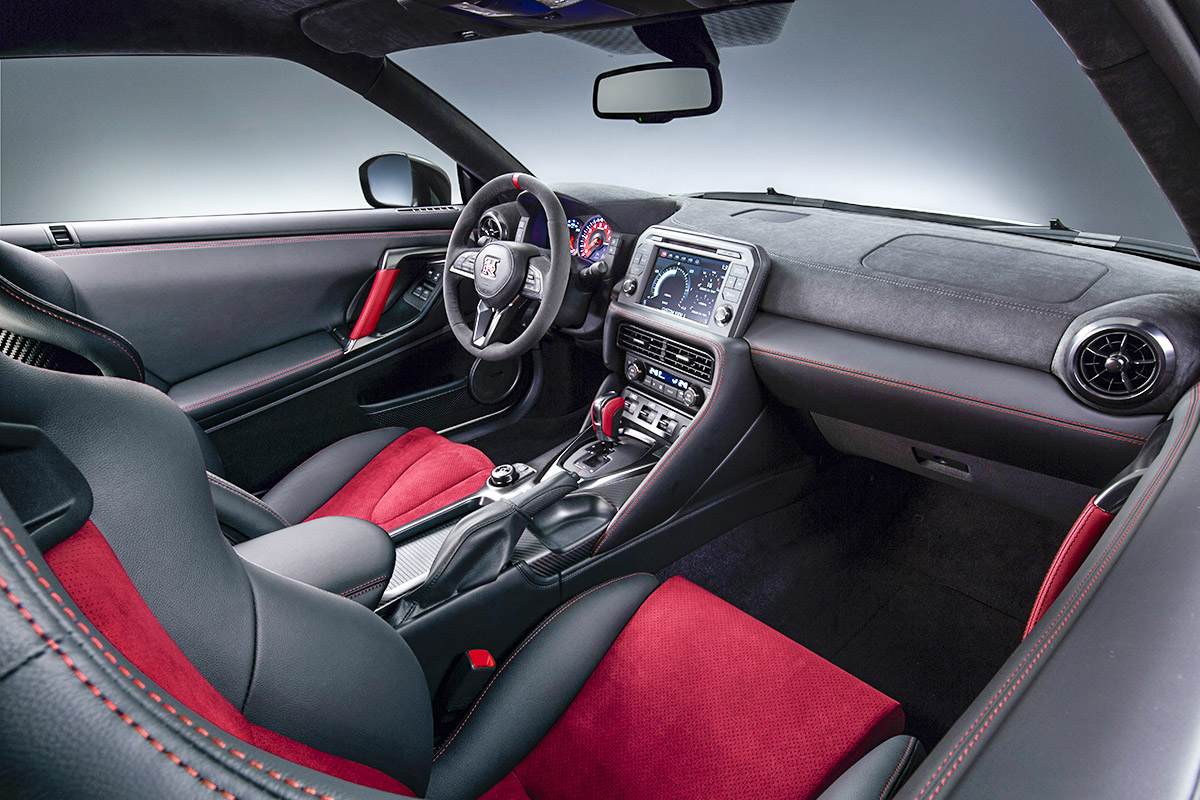 NEWS: Refreshed Nissan GT-R NISMO debuts | Japanese Nostalgic Car