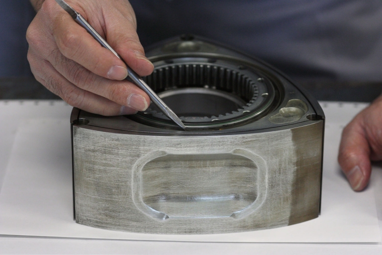 NEWS: Mazda announces the official return of the rotary engine ...