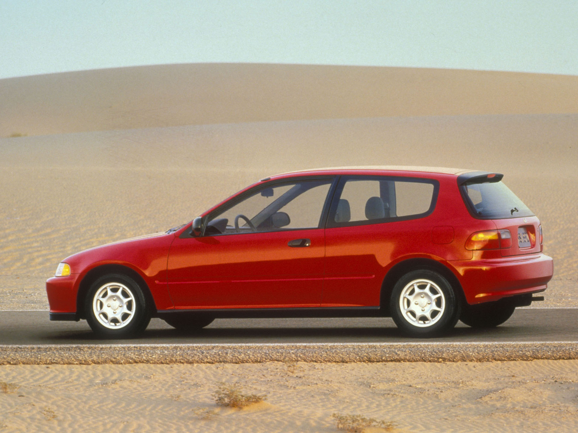 25 YEAR CLUB: 5th-Generation “EG” Honda Civic | Japanese Nostalgic Car