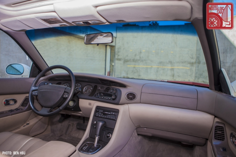 BACK ROADS: The HD Mazda 929 | Japanese Nostalgic Car