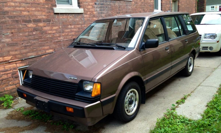 KIDNEY, ANYONE? Mint chocolate 30k-mile Colt Vista Wagon | Japanese ...