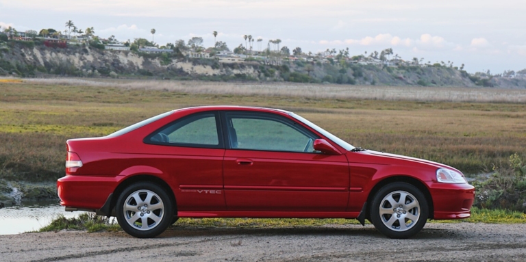 KIDNEY, ANYONE? EM1 Honda Civic Si sells for $22,750 | Japanese ...