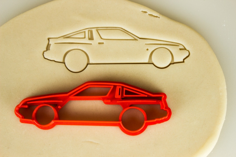 Bake some quarantine treats with these car-shaped cookie cutters ...