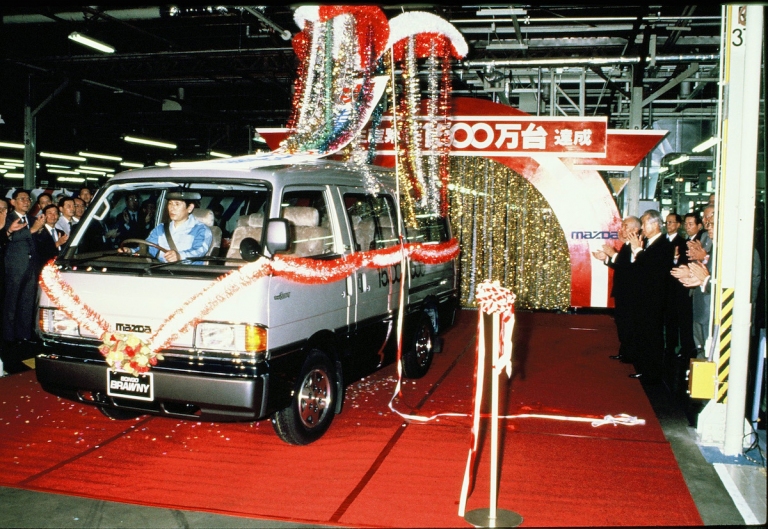 After 54 years, Mazda Bongo production ends with a whimper | Japanese ...