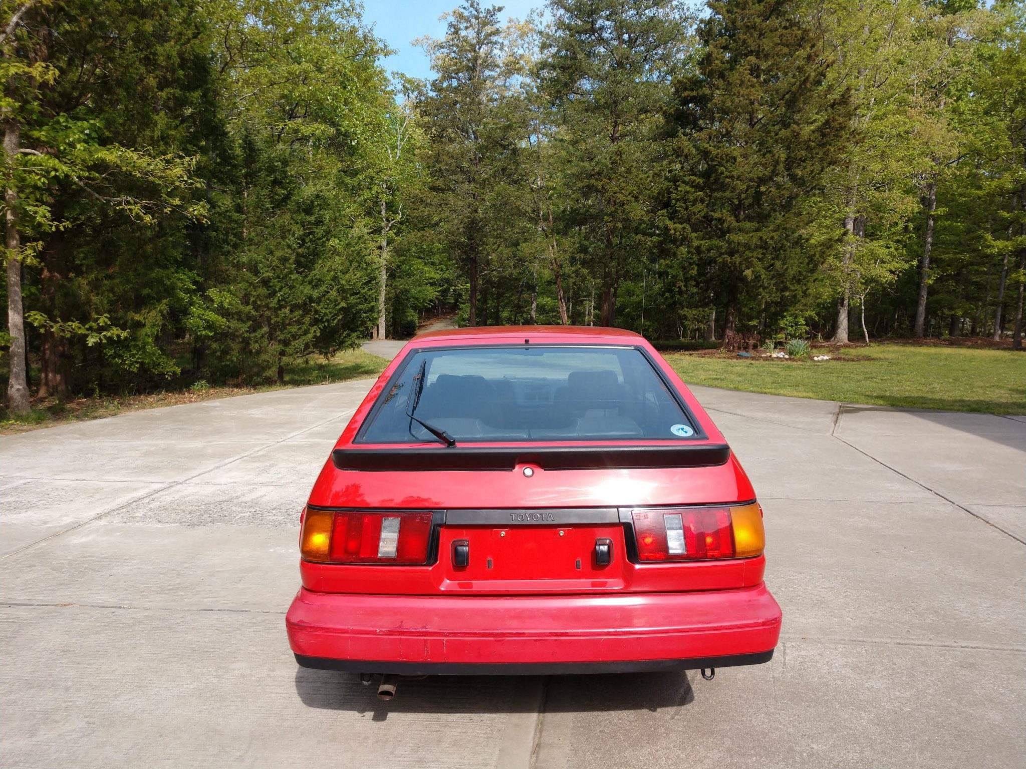 Toyota Corolla AE86 sells for $40,000 even with light rust | Japanese ...