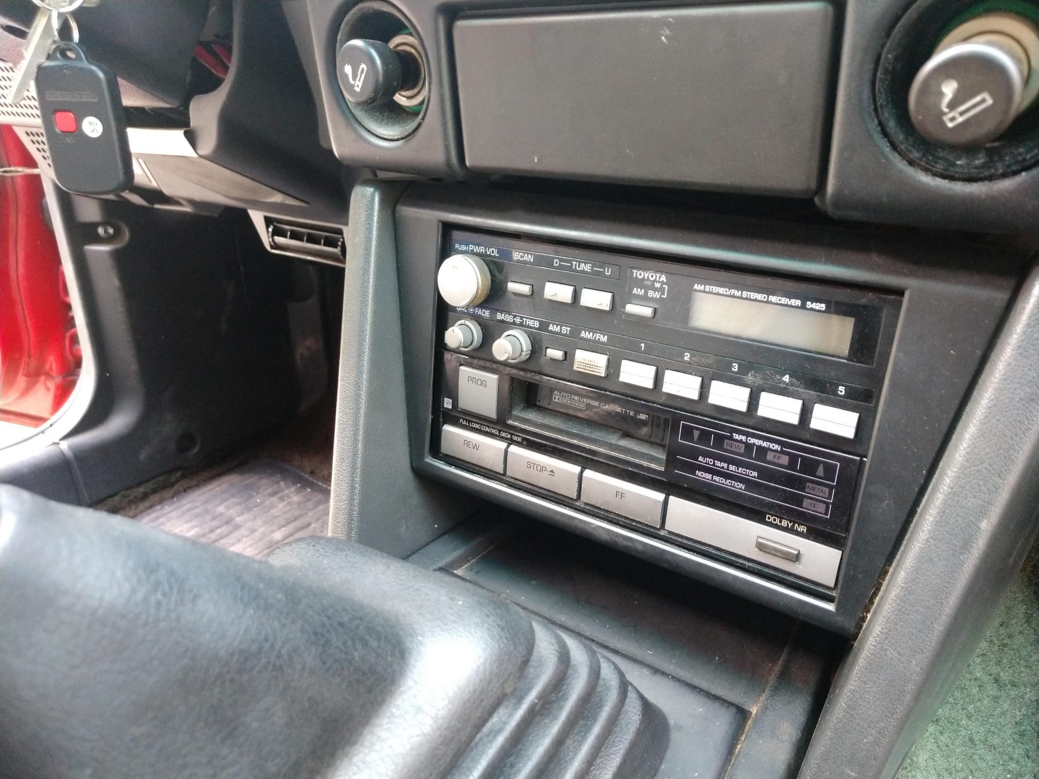 Toyota Corolla AE86 sells for $40,000 even with light rust | Japanese ...