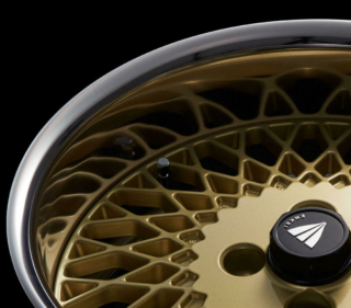 Enkei expands selection of Neo-Classic wheels | Japanese Nostalgic Car