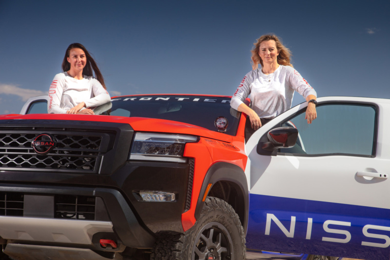 Nissan brings back 80s off-road racing livery on a Frontier rally truck ...