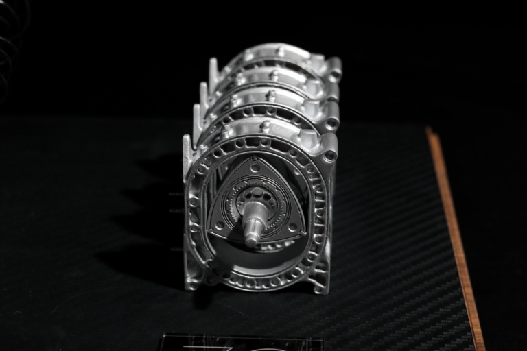 Amazingly detailed Mazda 787B rotary engine model released for 30th ...