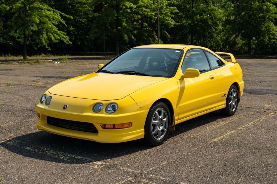 Damn straight the Acura Integra Type R is worth $112,000 | Japanese ...