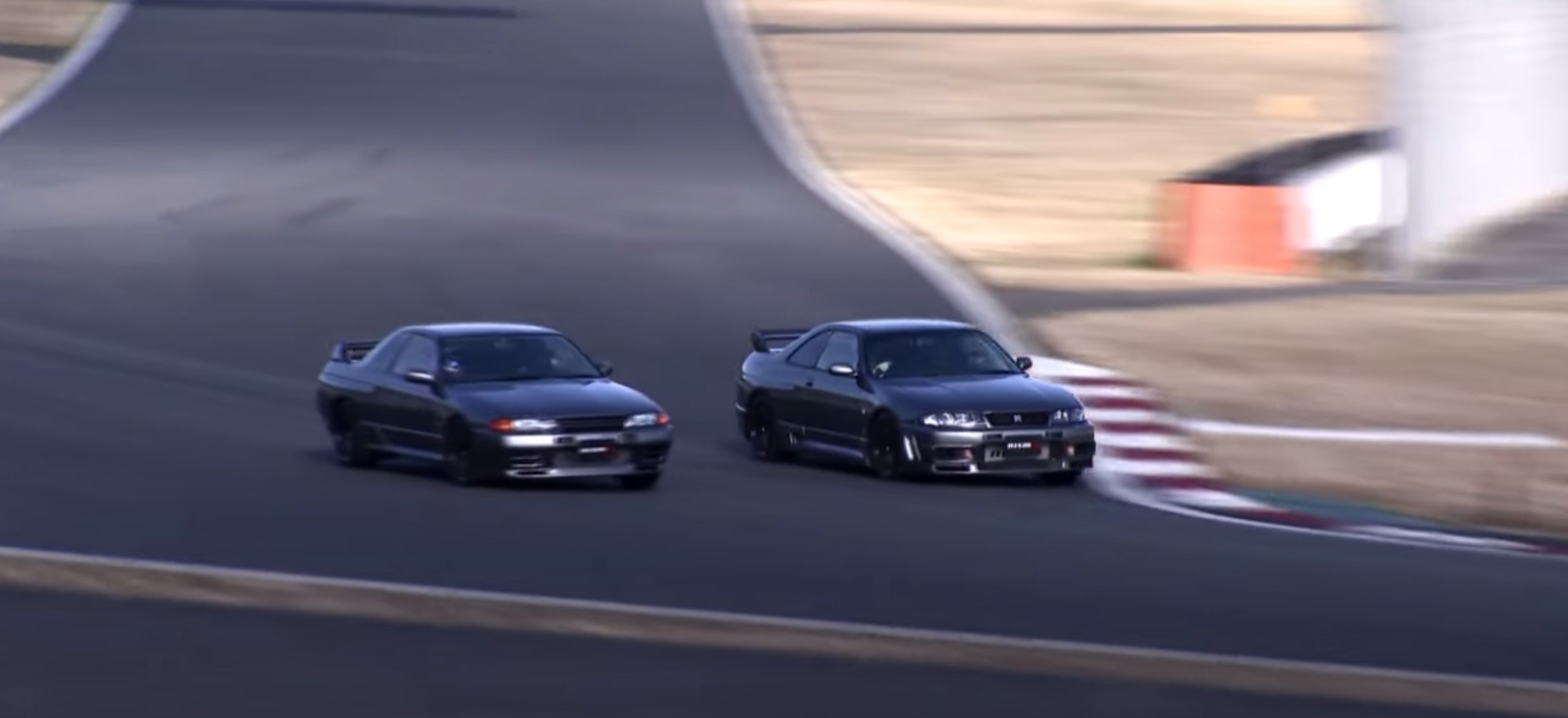 R32 and R33 Nissan Skyline GT-R CRS concepts go for a spin at Fuji ...