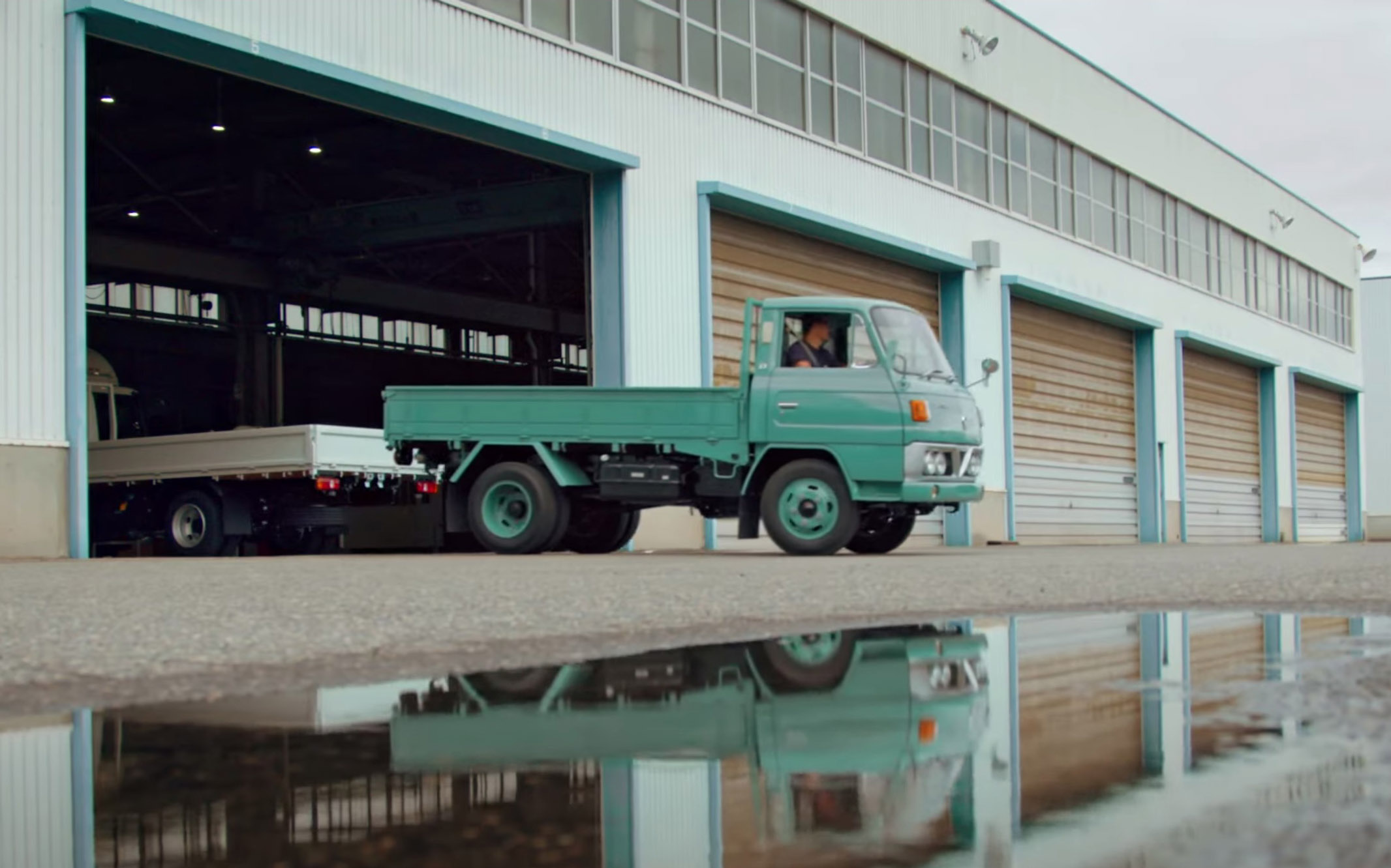 Mitsubishi’s hidden collection of Fuso work trucks was restored 12 ...