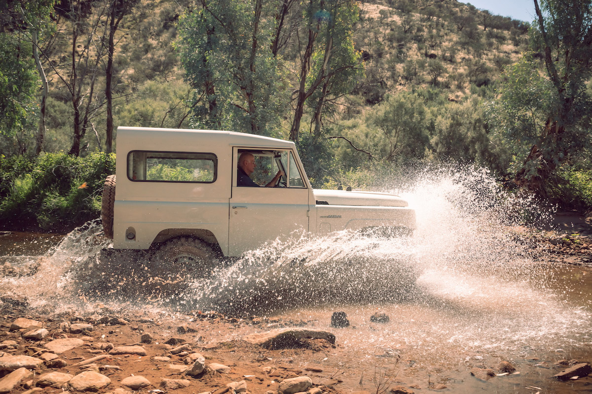 A Nissan Patrol became the first vehicle to cross the Simpson Desert 60 ...