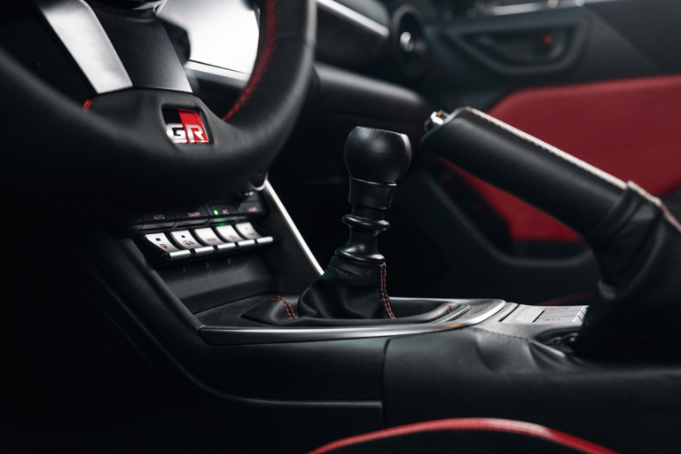 Toyota GR86 Trueno Edition pays tribute to the original panda 86 ...