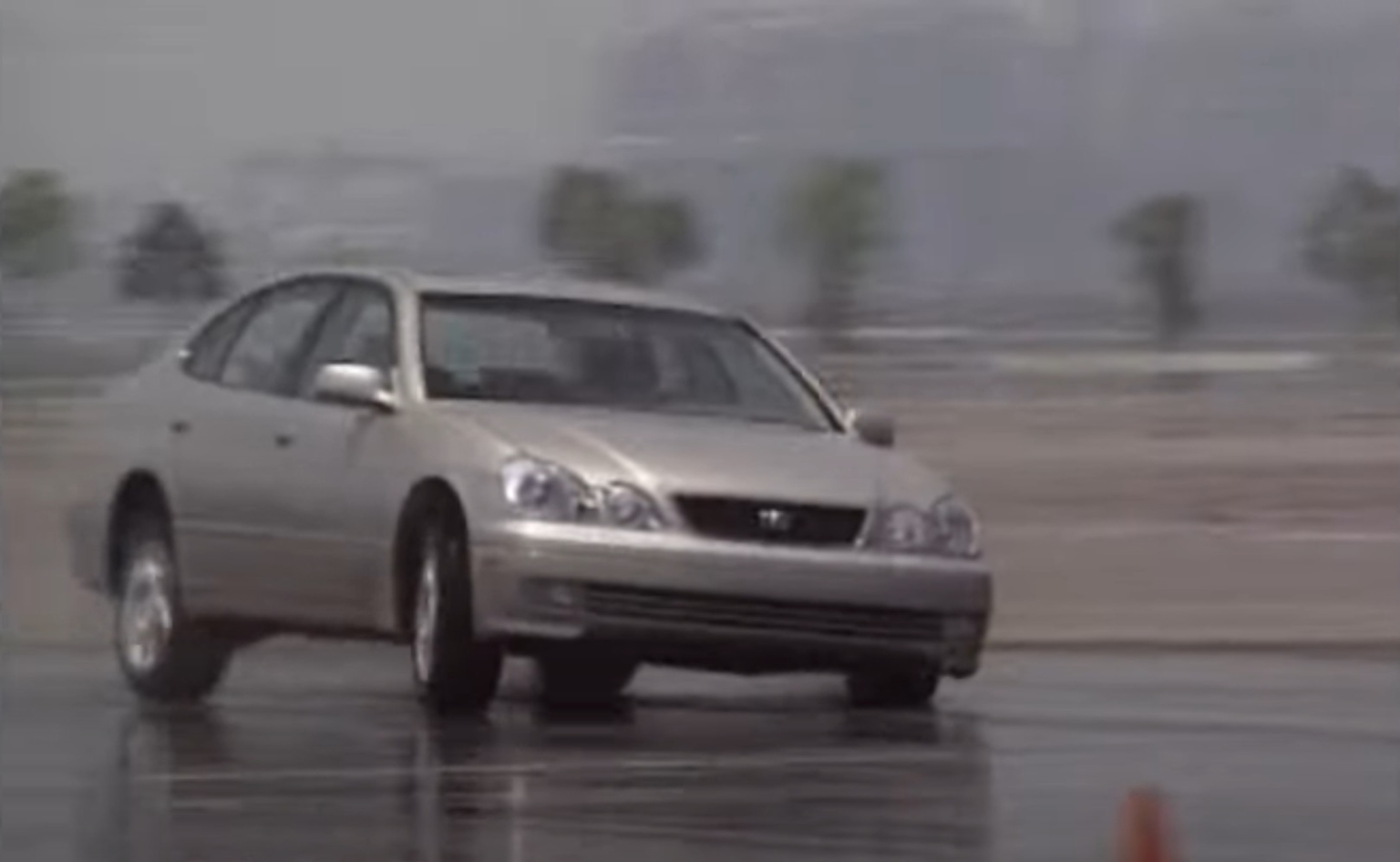 The Lexus GS400 was a “barnstorming performance sedan” | Japanese Nostalgic Car