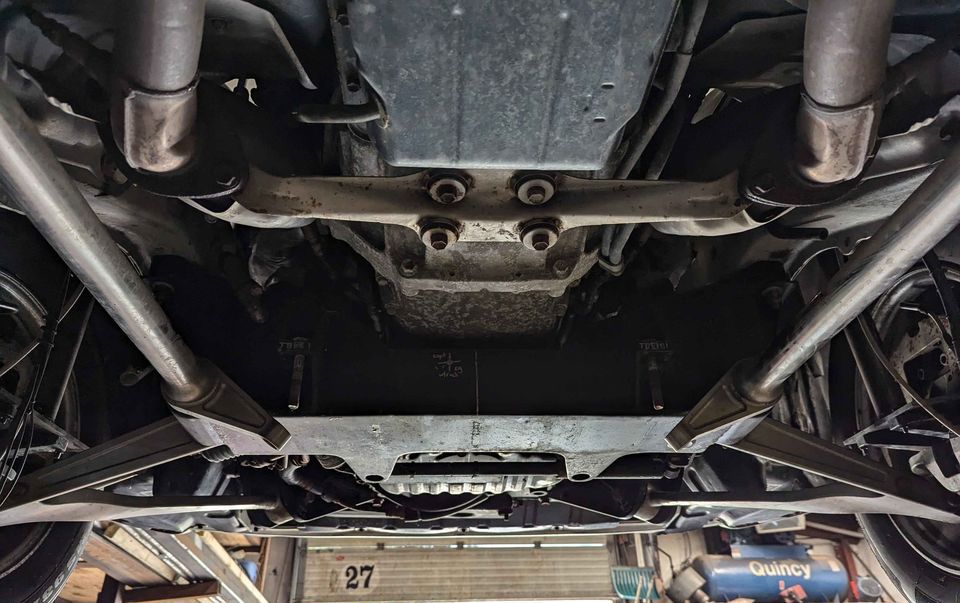 Bose’s jumping “Magic Carpet” Lexus LS400 is now a parts donor ...