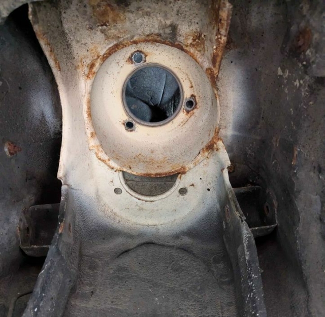 Bose’s jumping “Magic Carpet” Lexus LS400 is now a parts donor ...