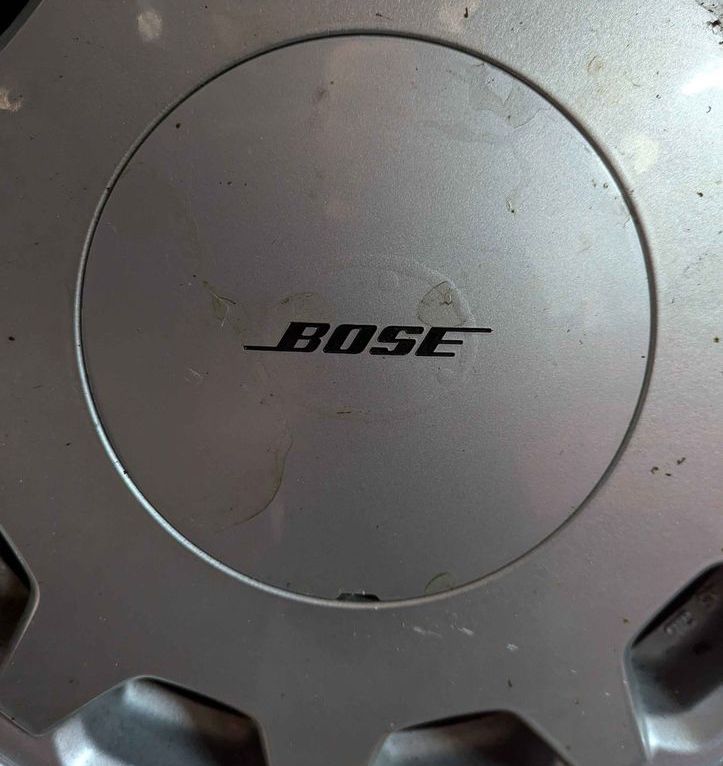 Bose’s jumping “Magic Carpet” Lexus LS400 is now a parts donor ...