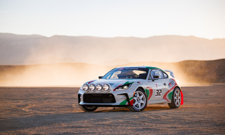 Toyota Celica GT-Four reimagined in Castrol-colored, AWD, turbo GR86 ...