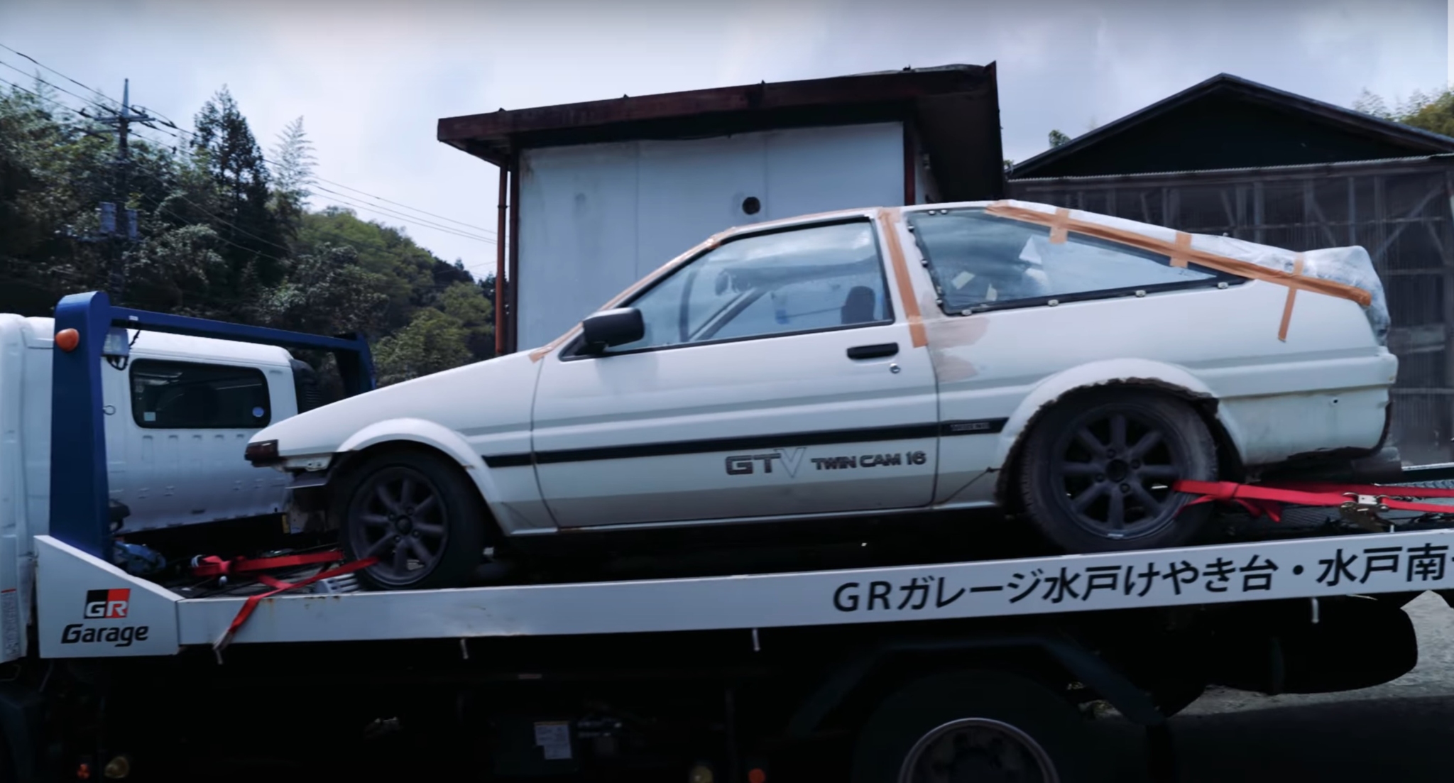 Toyota GR Garage acquires a clapped out AE86 | Japanese Nostalgic Car